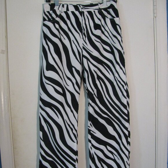 The Copper Closet | Pants & Jumpsuits | The Copper Closet Zebra Print ...